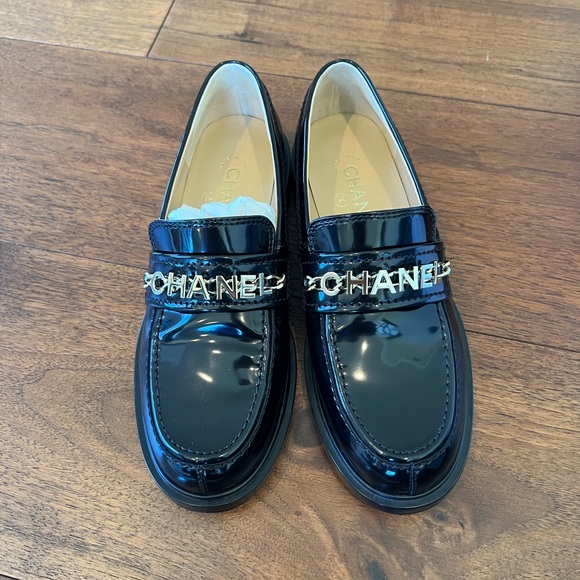 CHANEL | Shoes | Chanel Loafers | Poshmark